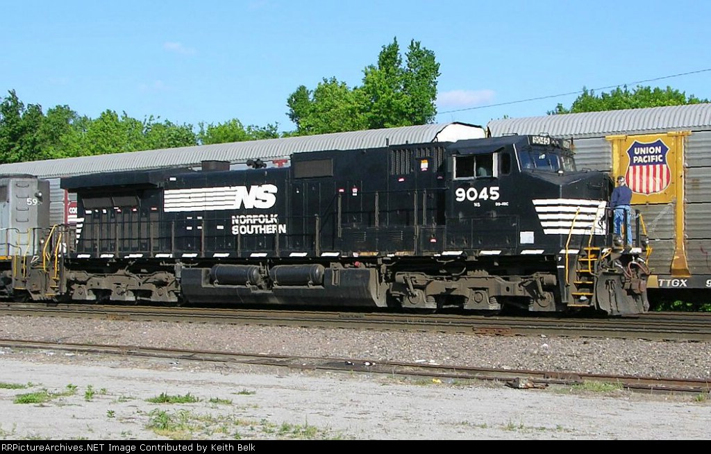 NS 9045